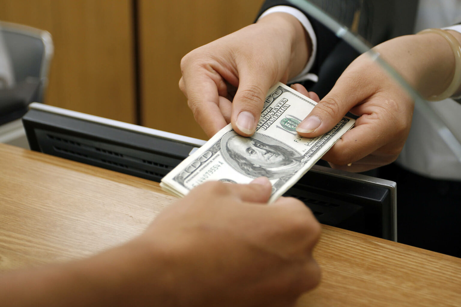 Exchange Foreign Currency - 5 Best Places You Can Do Find