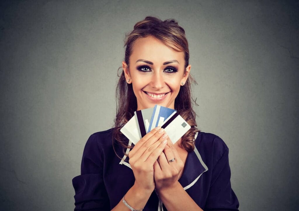 Difference Between Card Networks and Credit Card Issuers - Authentic ...