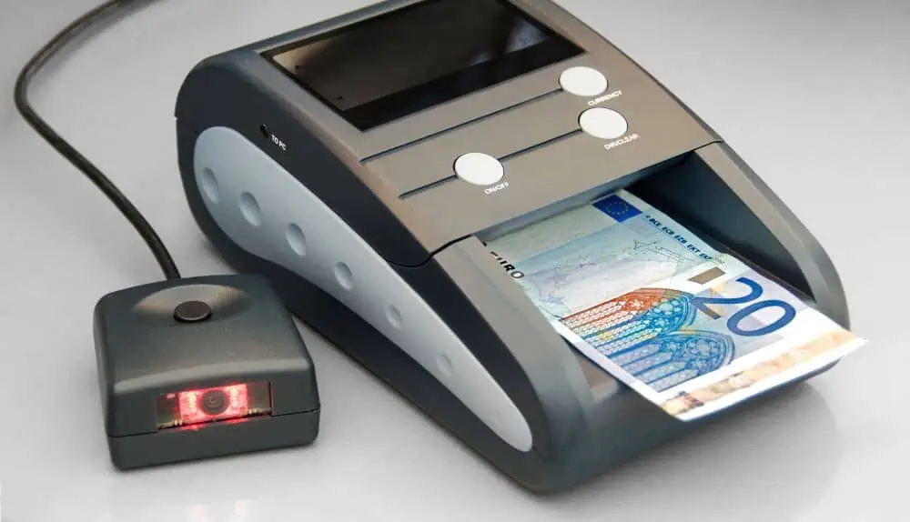 Counterfeit Money vs Real Money - 10 Best Ways You Can Spot The Difference